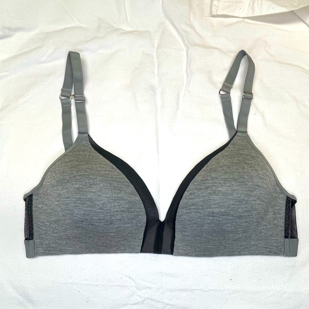 2 Wear Lively All-Day Deep V Full Coverage Bras - Gem